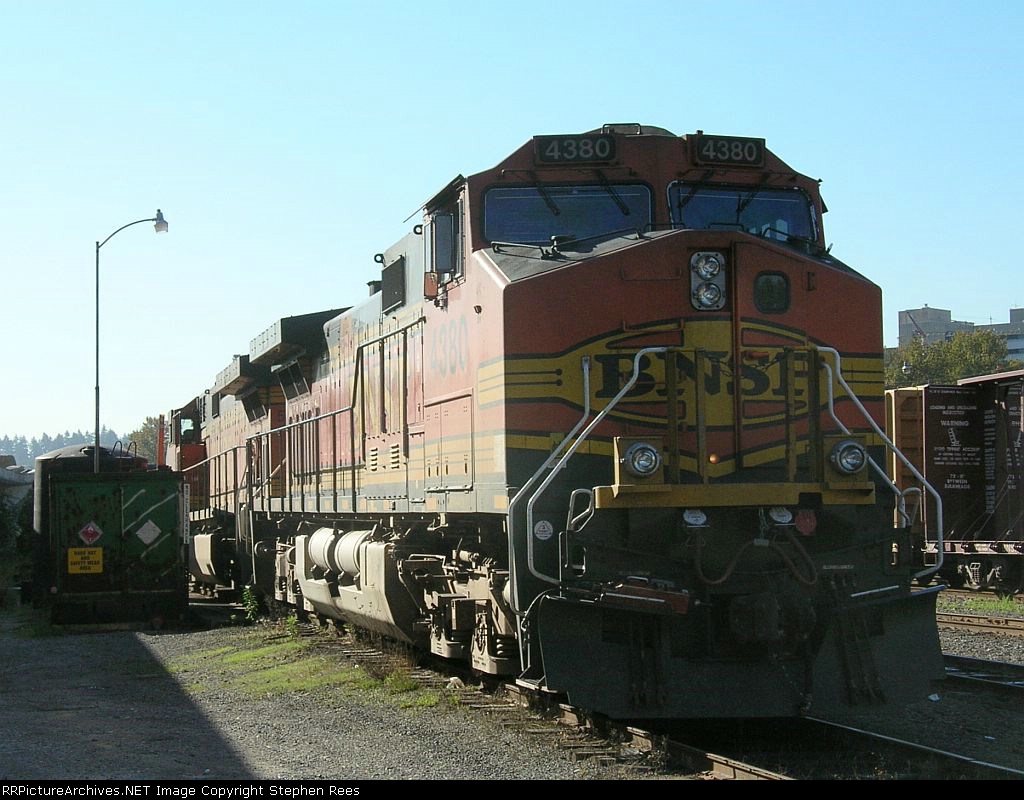 BNSF 4380